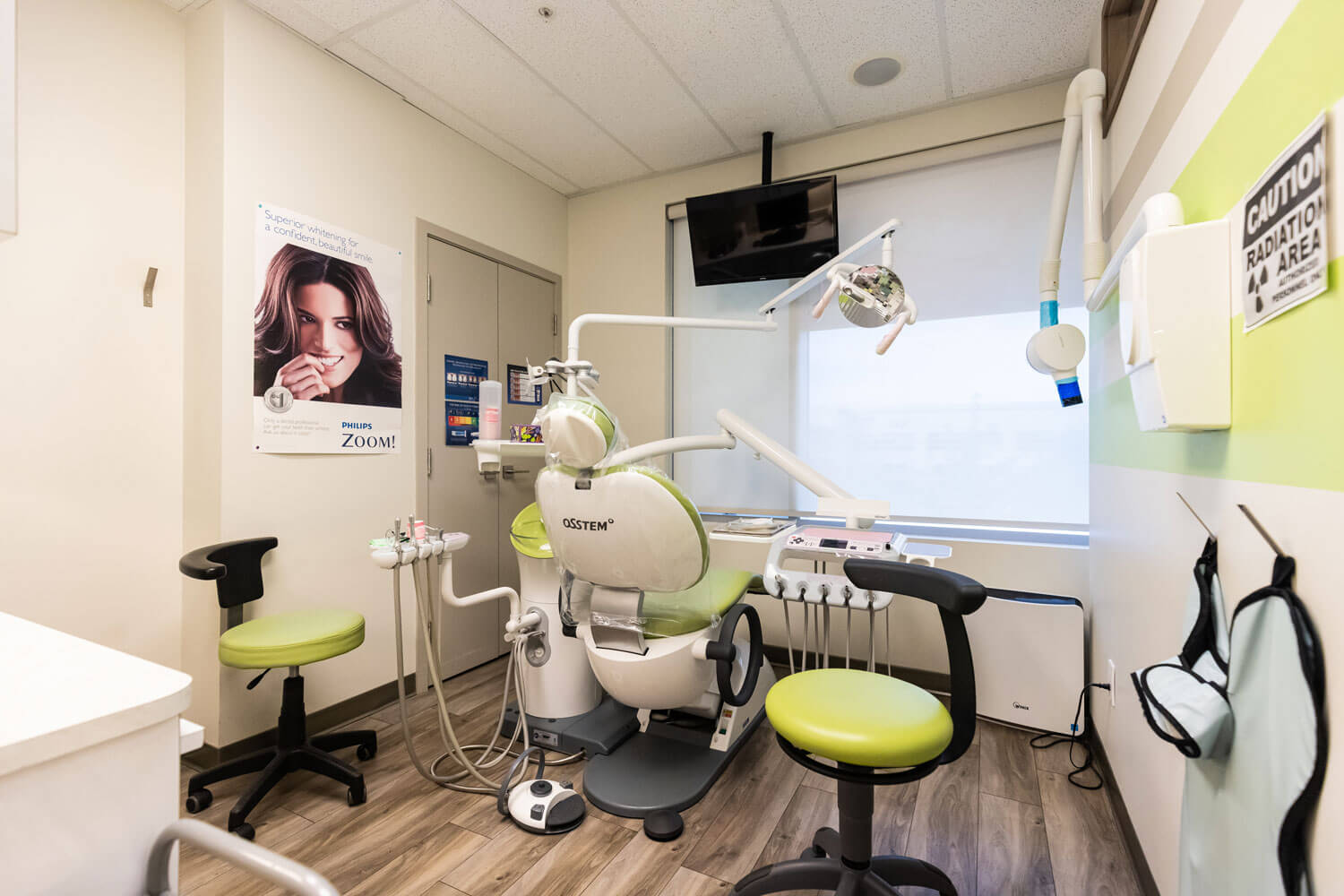 About Us | Dentist in Thornhill | MiNa Family Dentistry